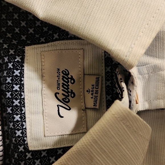 voyage craft +flow | Shirts | Voyage Craft Flow Button Down Shirt | Poshmark